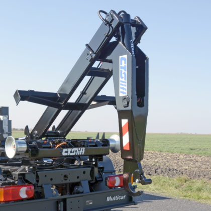 Hook lifts with loading capacity from 1 to 5 tonnes | CHARVÁT CTS a.s.
